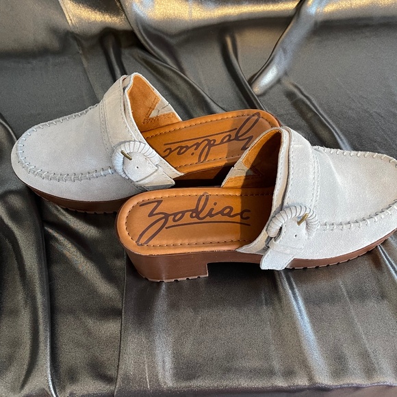 Zodiac | Shoes | Zodiac Suede Clogs | Poshmark